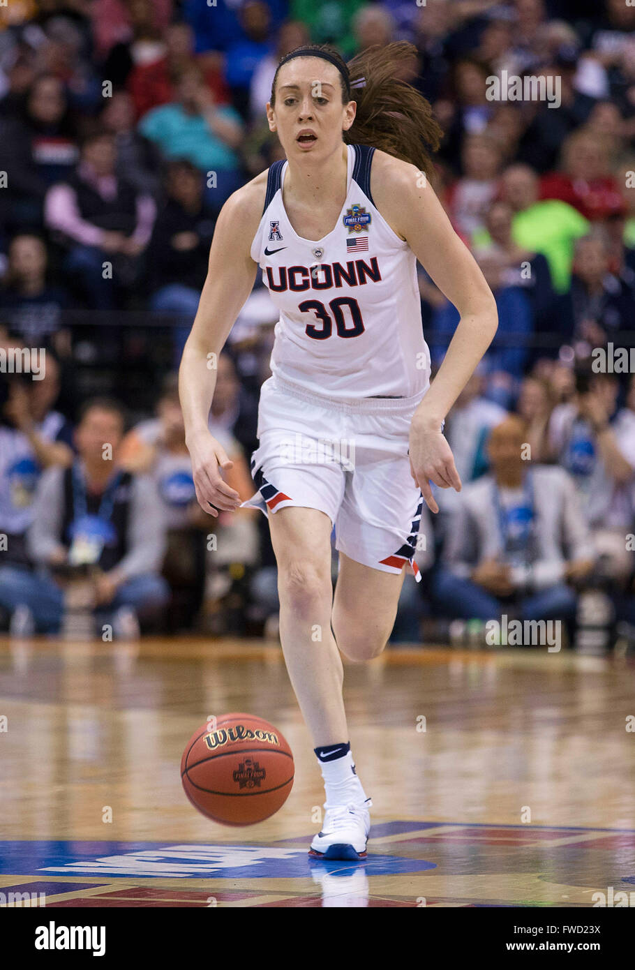 Indianapolis, Indiana, USA. 03rd Apr, 2016. Connecticut forward Breanna ...
