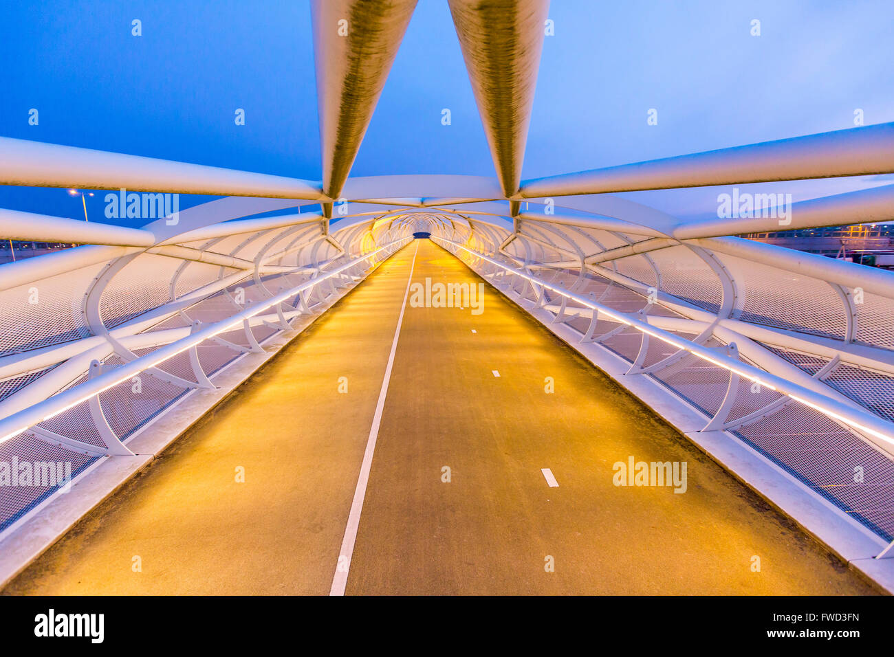 Modern architecture Bike path and footbridge De Groene Verbindingin ...