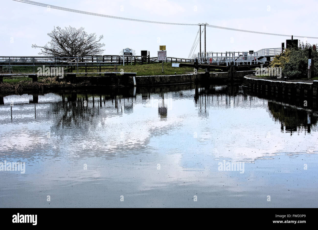 Reflections on the River Witham at Bardney Lock, Lincolnshire Stock ...