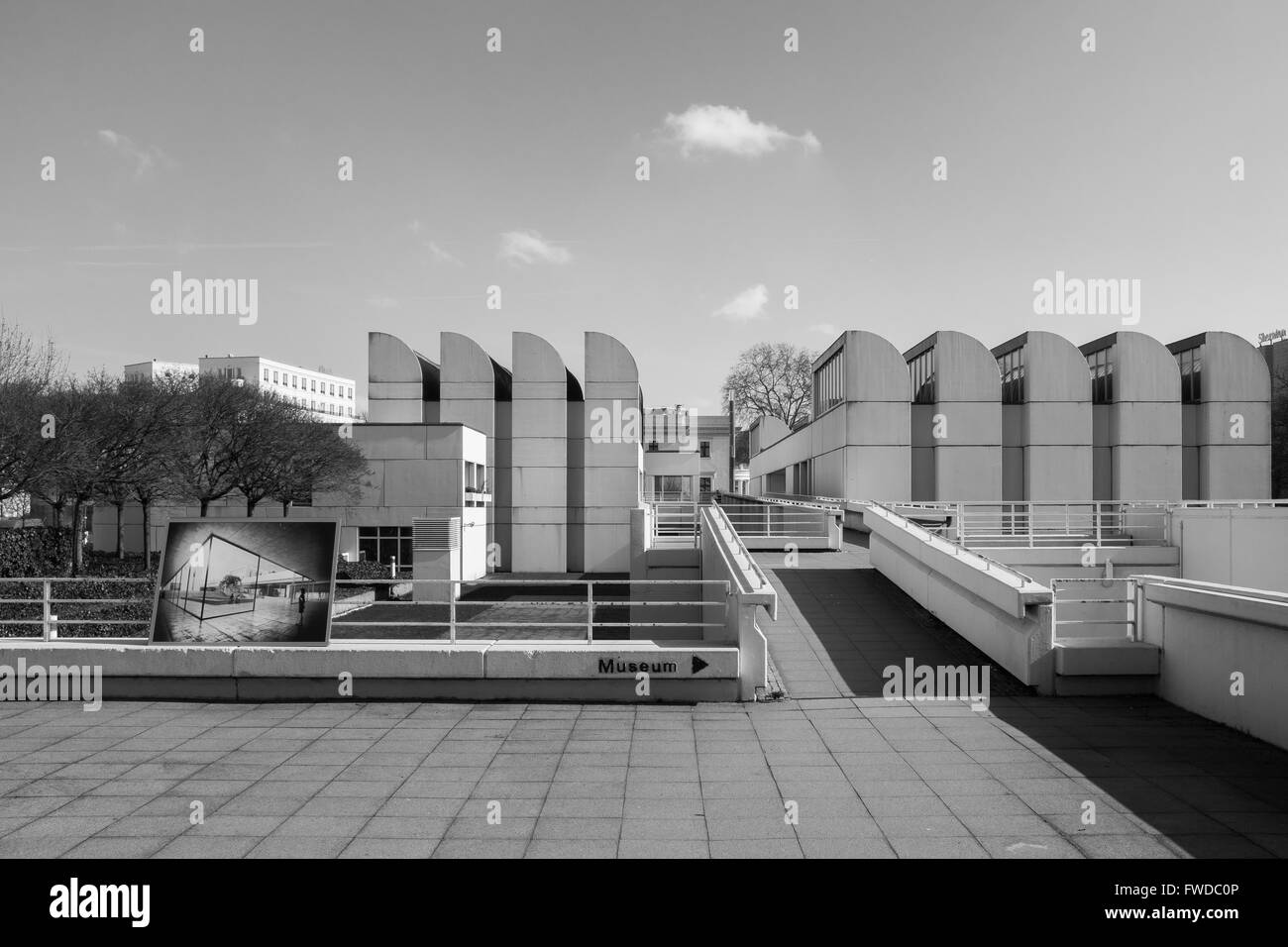 Walter Gropius Bauhaus 1919 High Resolution Stock Photography and ...