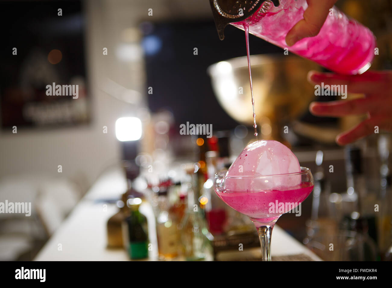 Hand drink bar hi-res stock photography and images - Alamy