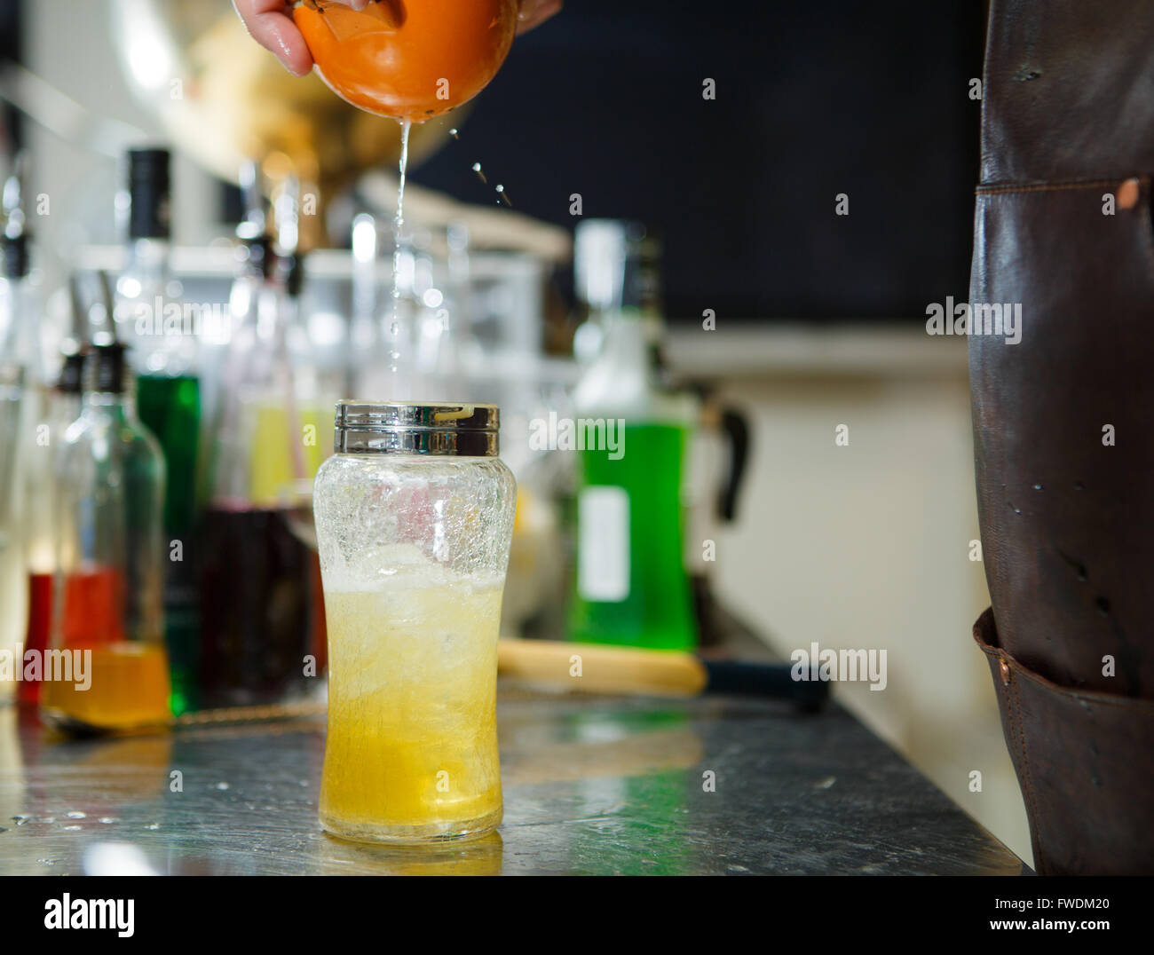 Straining hi-res stock photography and images - Alamy