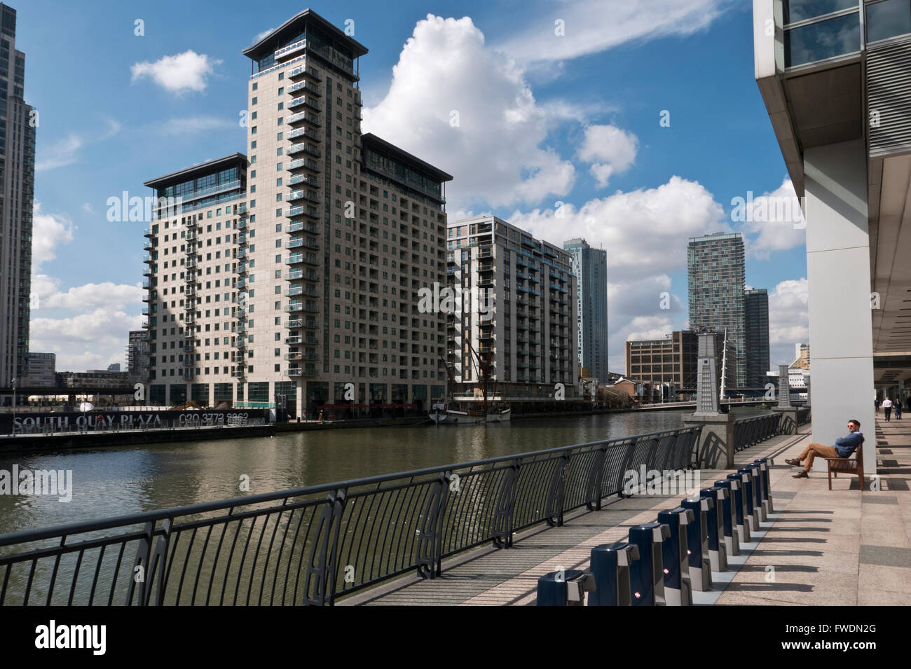 Modern buildings by the Thames river in Canary Wharf in London, United ...