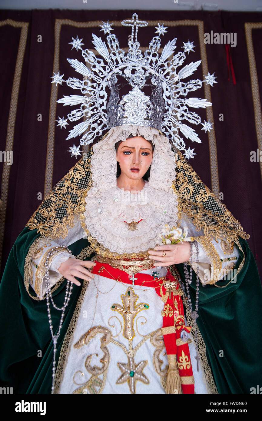 SPAIN, SEVILLE: Festival to honour "Senora de Esperanza" - Lady of Hope ...