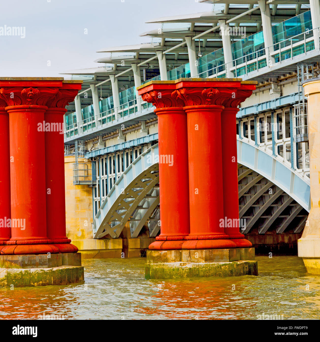 windows in the city of london home and office skyscraper building Stock ...