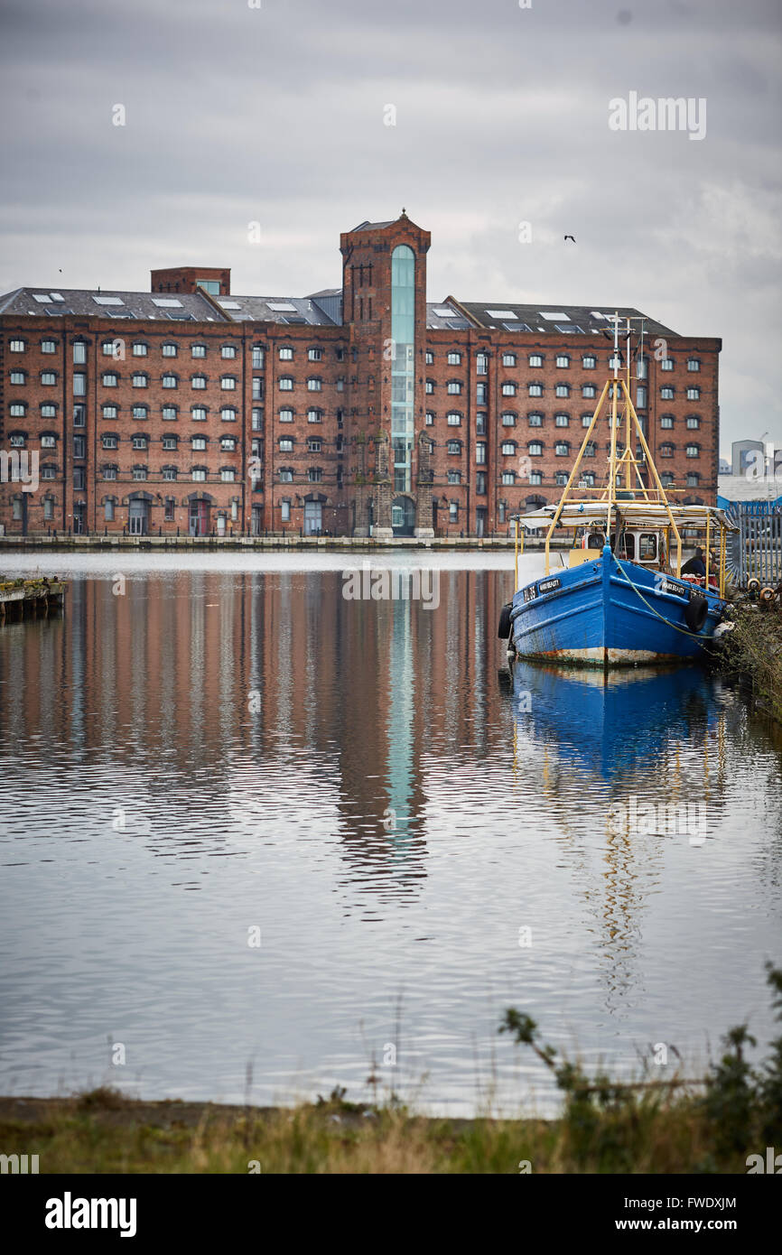 Liverpool from birkenhead england hi-res stock photography and images ...