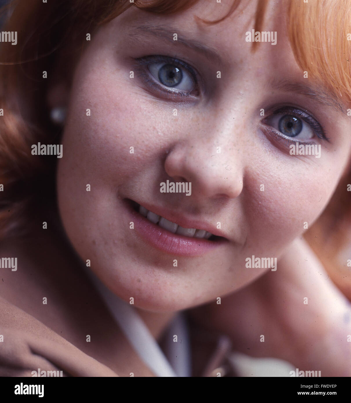 LULU Scottish pop singer in 1964. Photo Tony Gale Stock Photo - Alamy