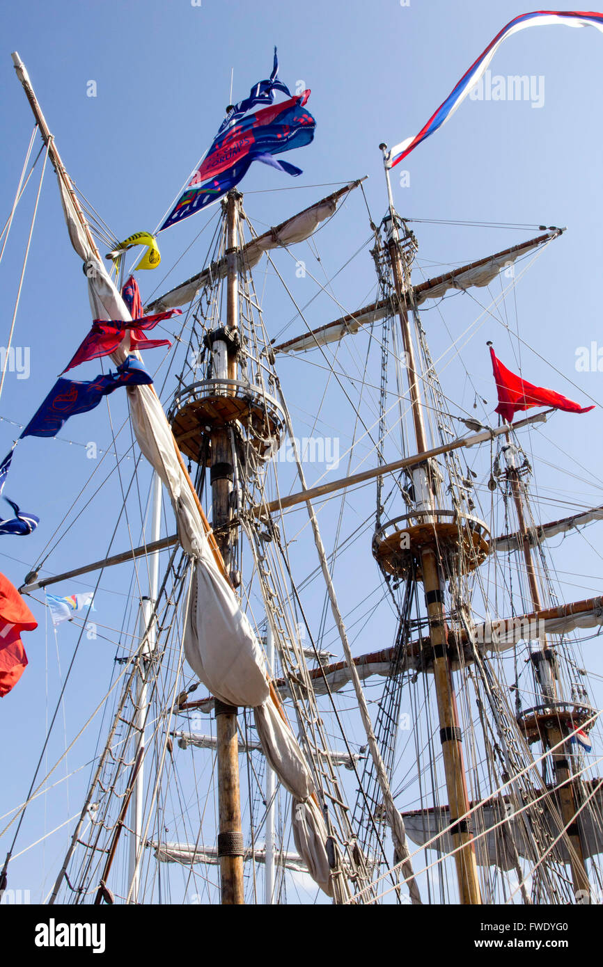 Top gallant hi-res stock photography and images - Alamy