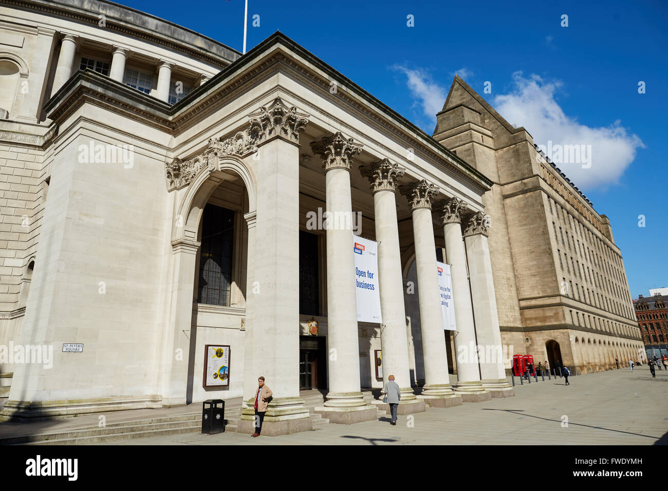 Manchester open space Town Hall extension in the St Peters Square area ...