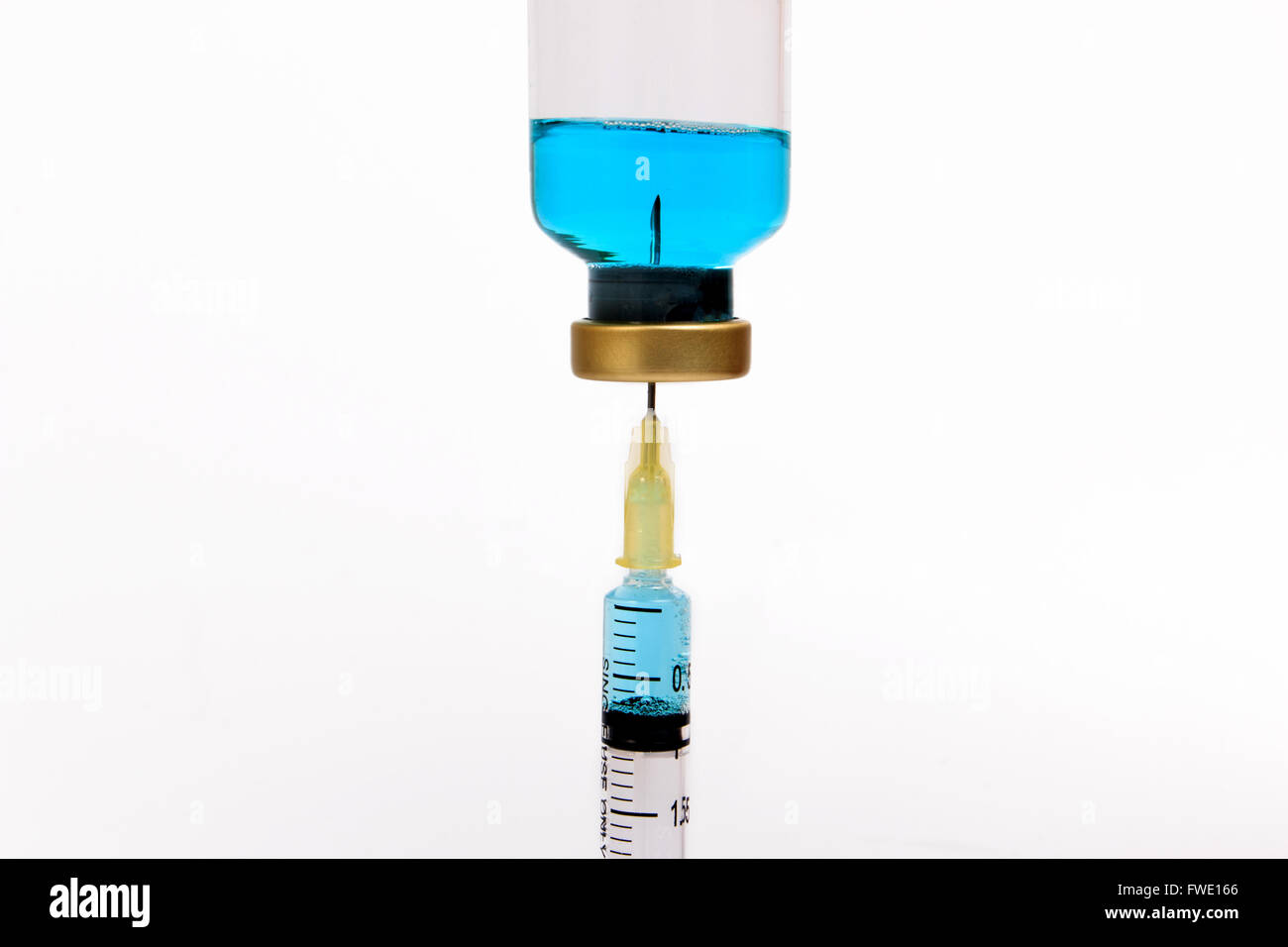Prepare for injection. Ready to put a vaccine Stock Photo - Alamy