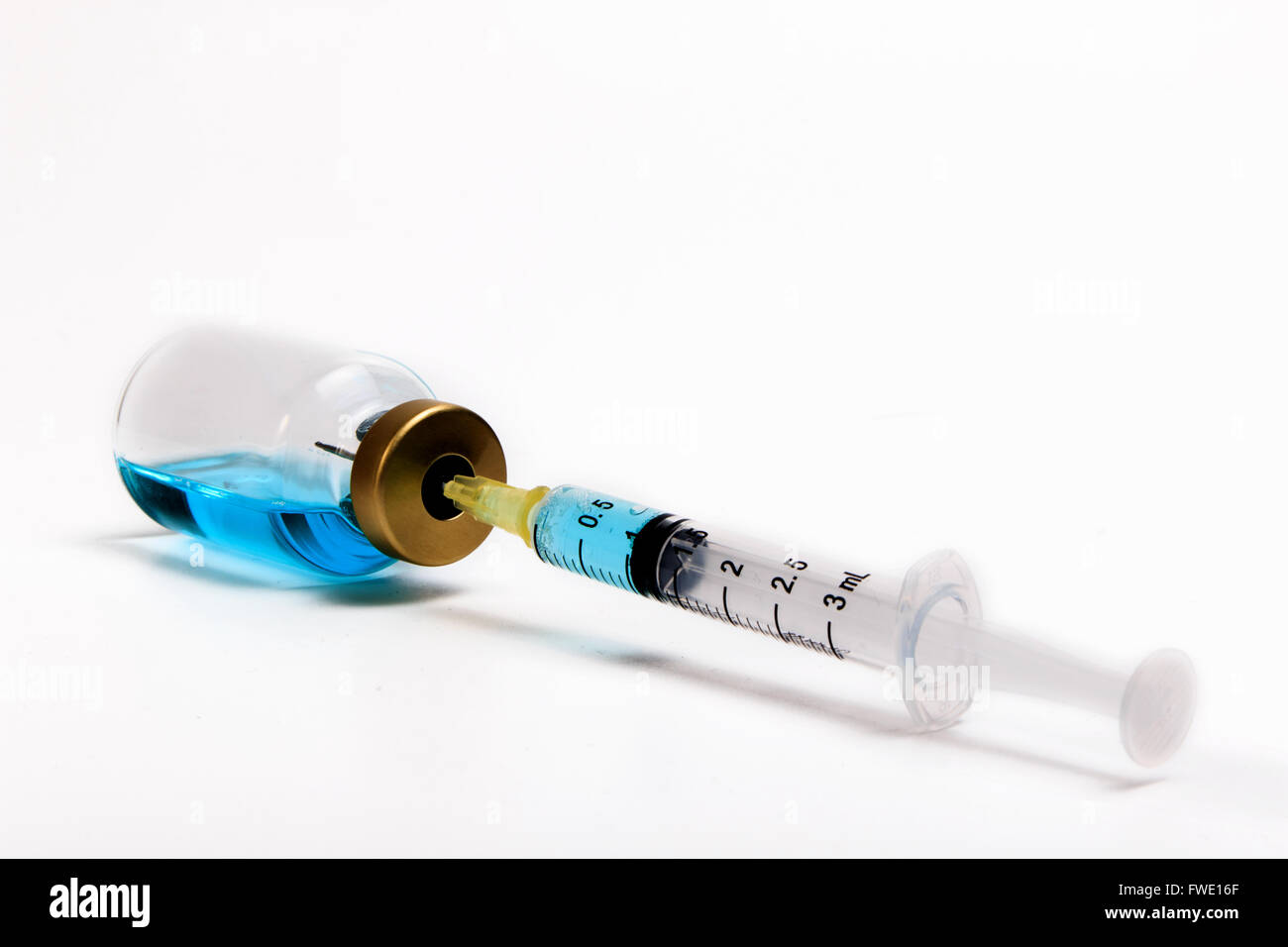 Prepare for injection. Ready to put a vaccine Stock Photo - Alamy