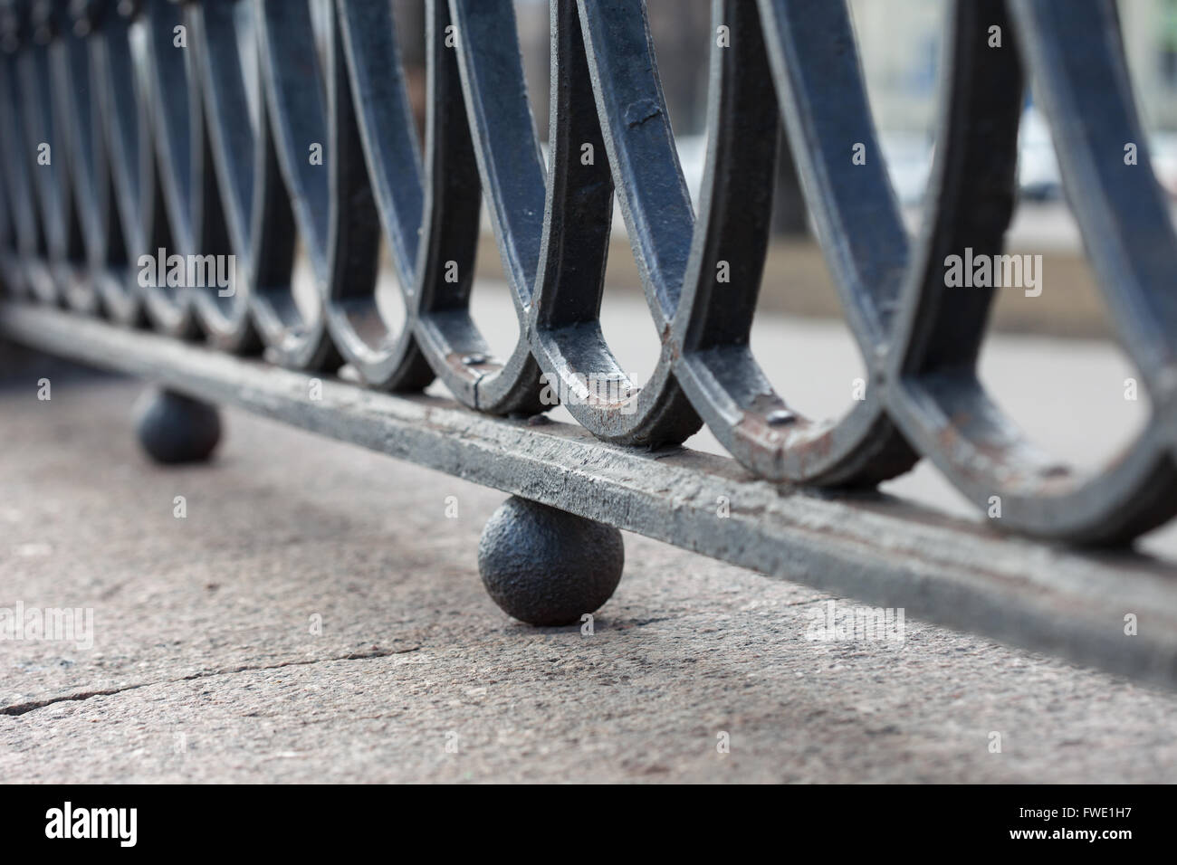 Cast iron railing hi-res stock photography and images - Alamy