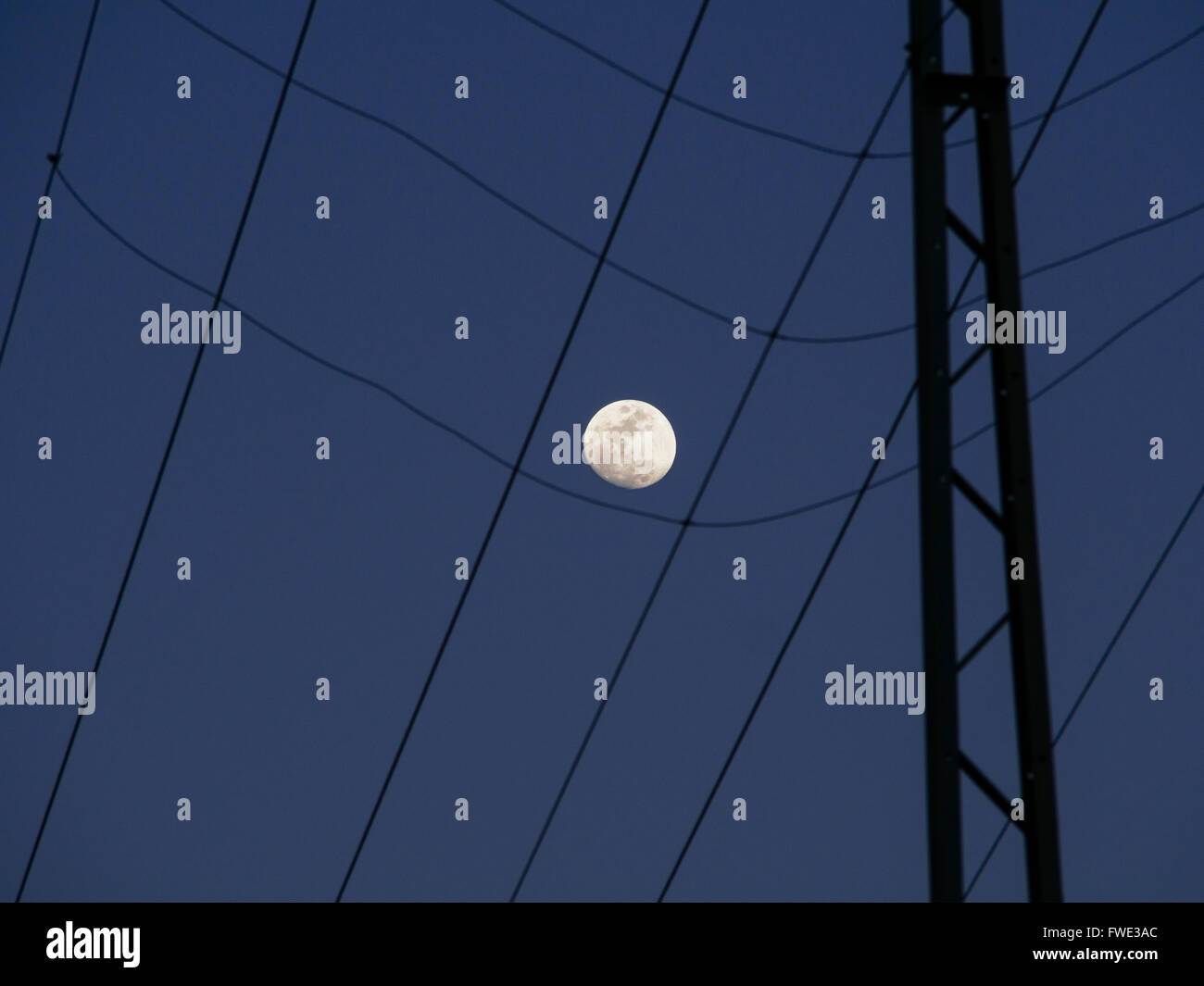Full moon night sky hi-res stock photography and images - Alamy