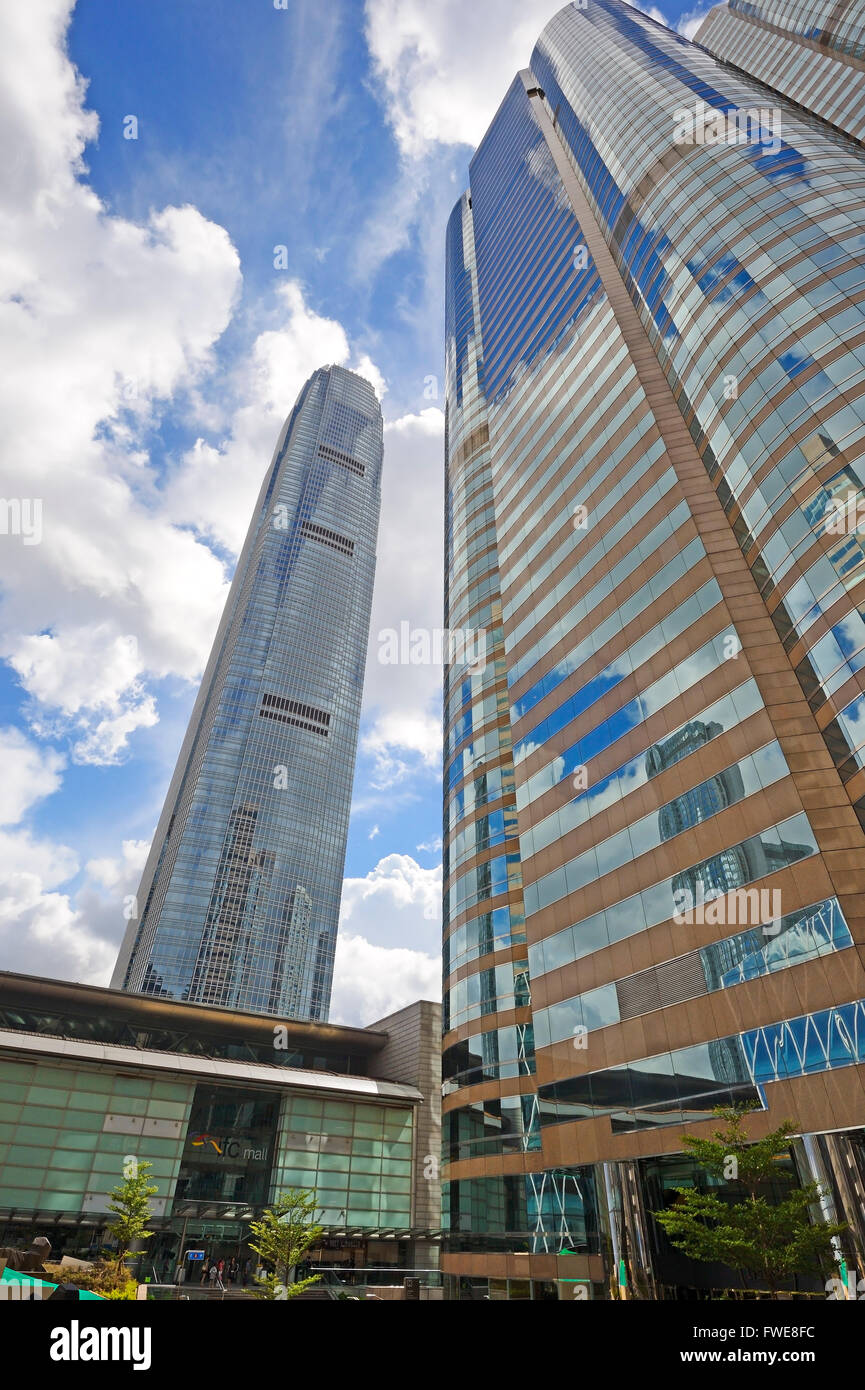 Finance center hi-res stock photography and images - Alamy