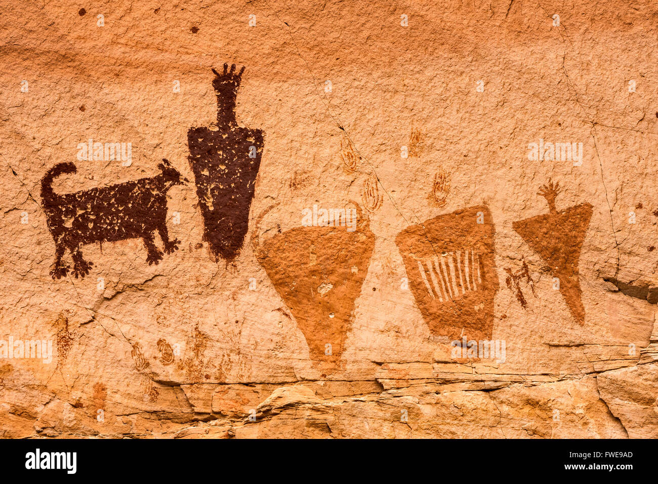Pictographs of dog and anthropomorphs, Barrier Canyon style, Horseshoe ...