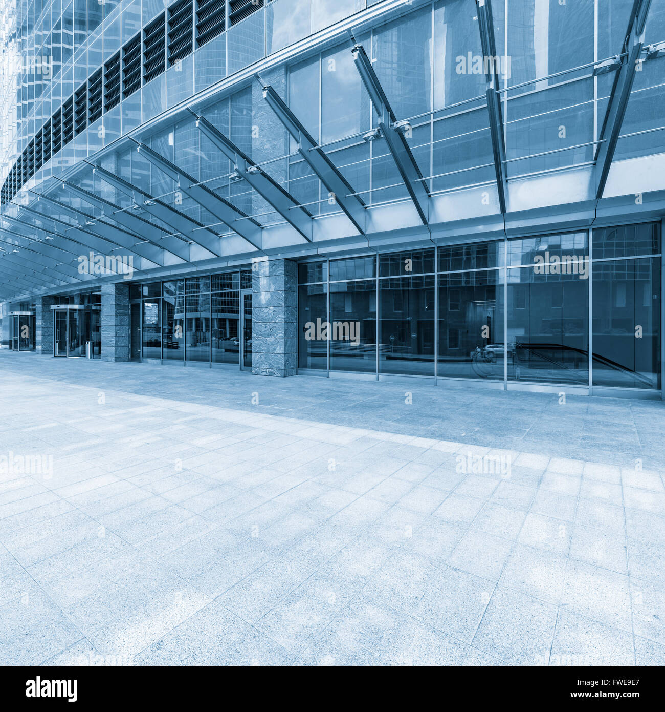 Entrance of the modern business city office building Stock Photo - Alamy