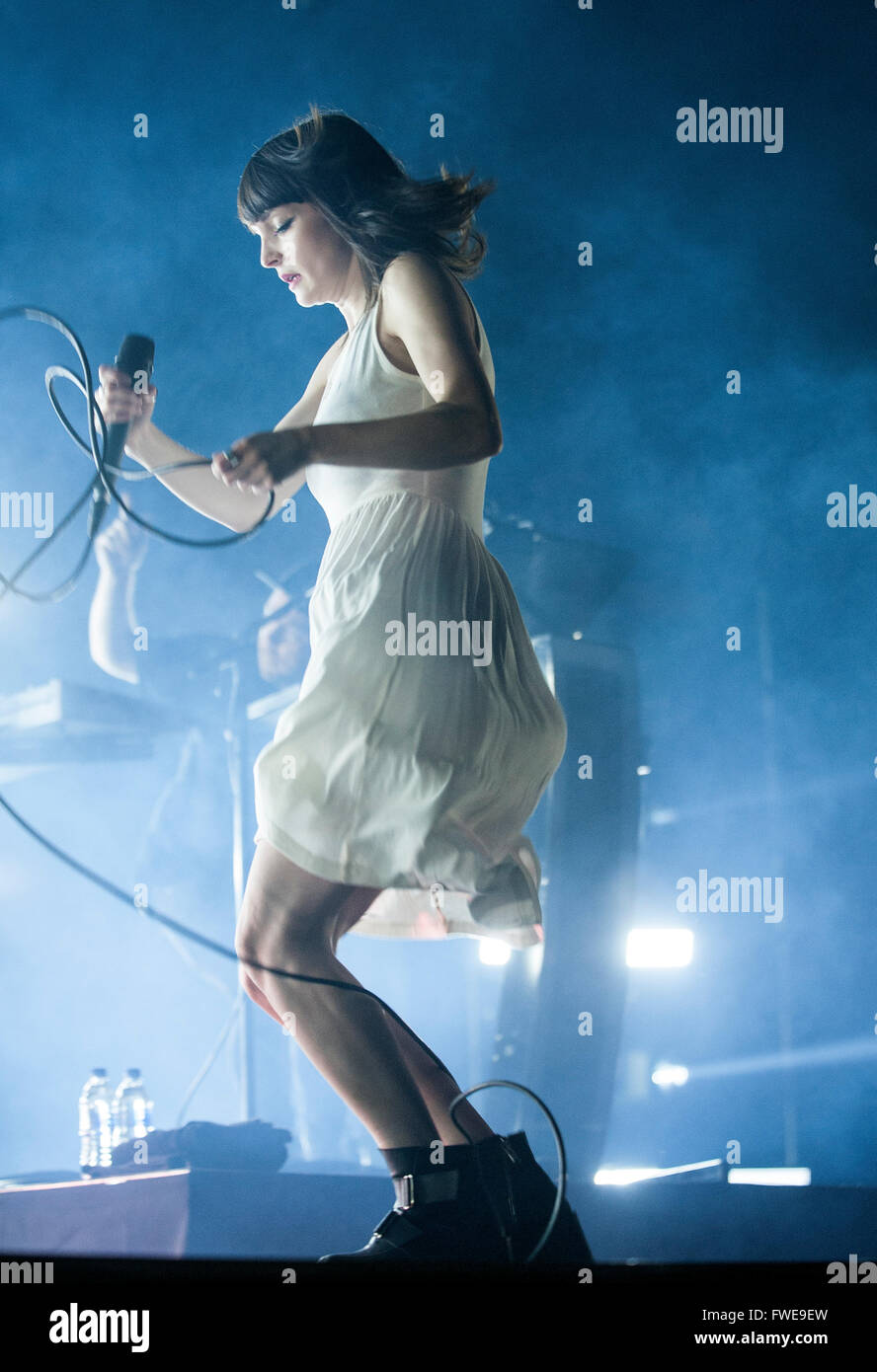 Lauren mayberry hi-res stock photography and images - Alamy