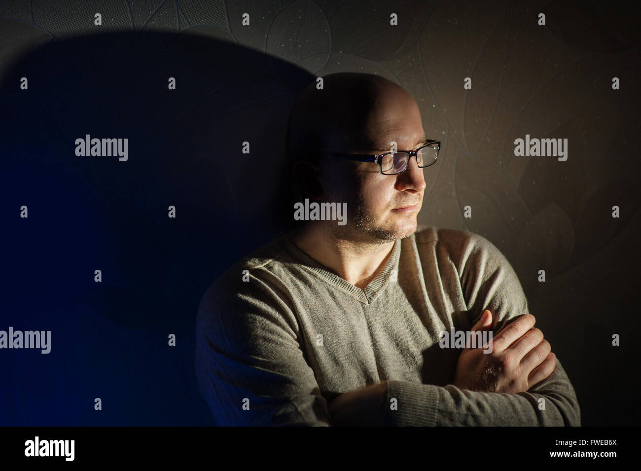 Dark glasses hi-res stock photography and images - Alamy