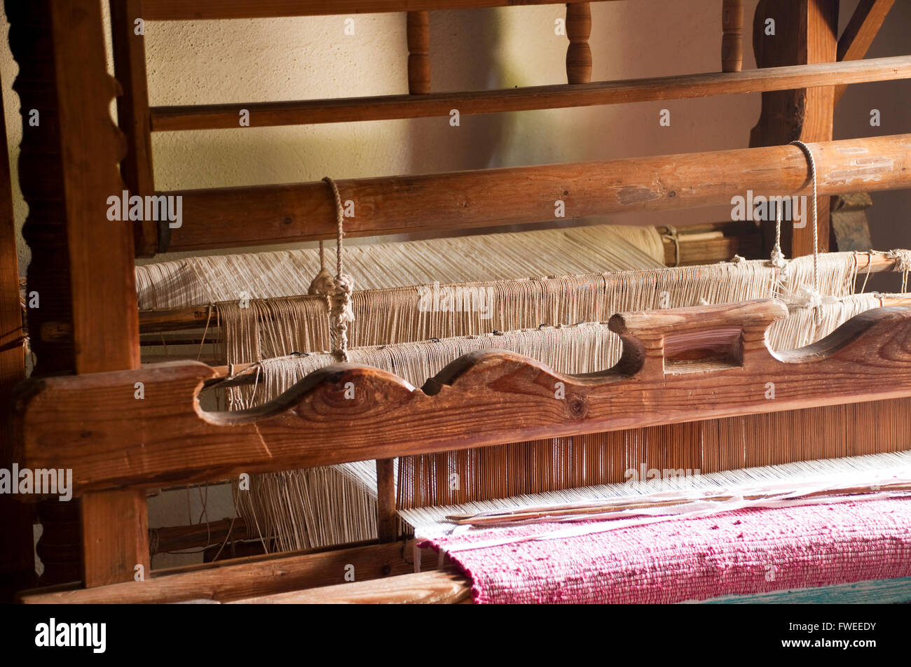 Unweave hi-res stock photography and images - Alamy