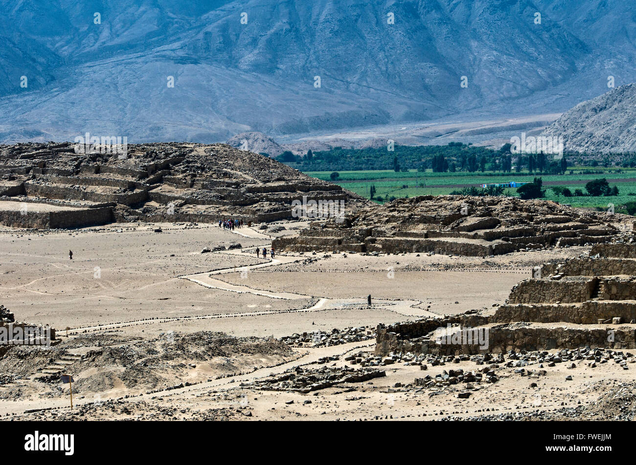 Archaeological zone of Caral ( 2600 BCE and 2000 BCE) . Supe valley ...