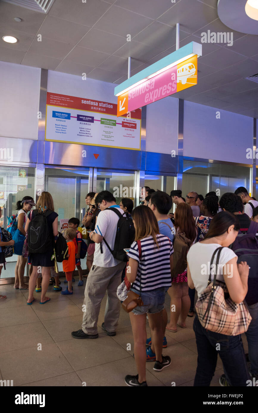 Sentosa island monorail train singapore hi-res stock photography and ...