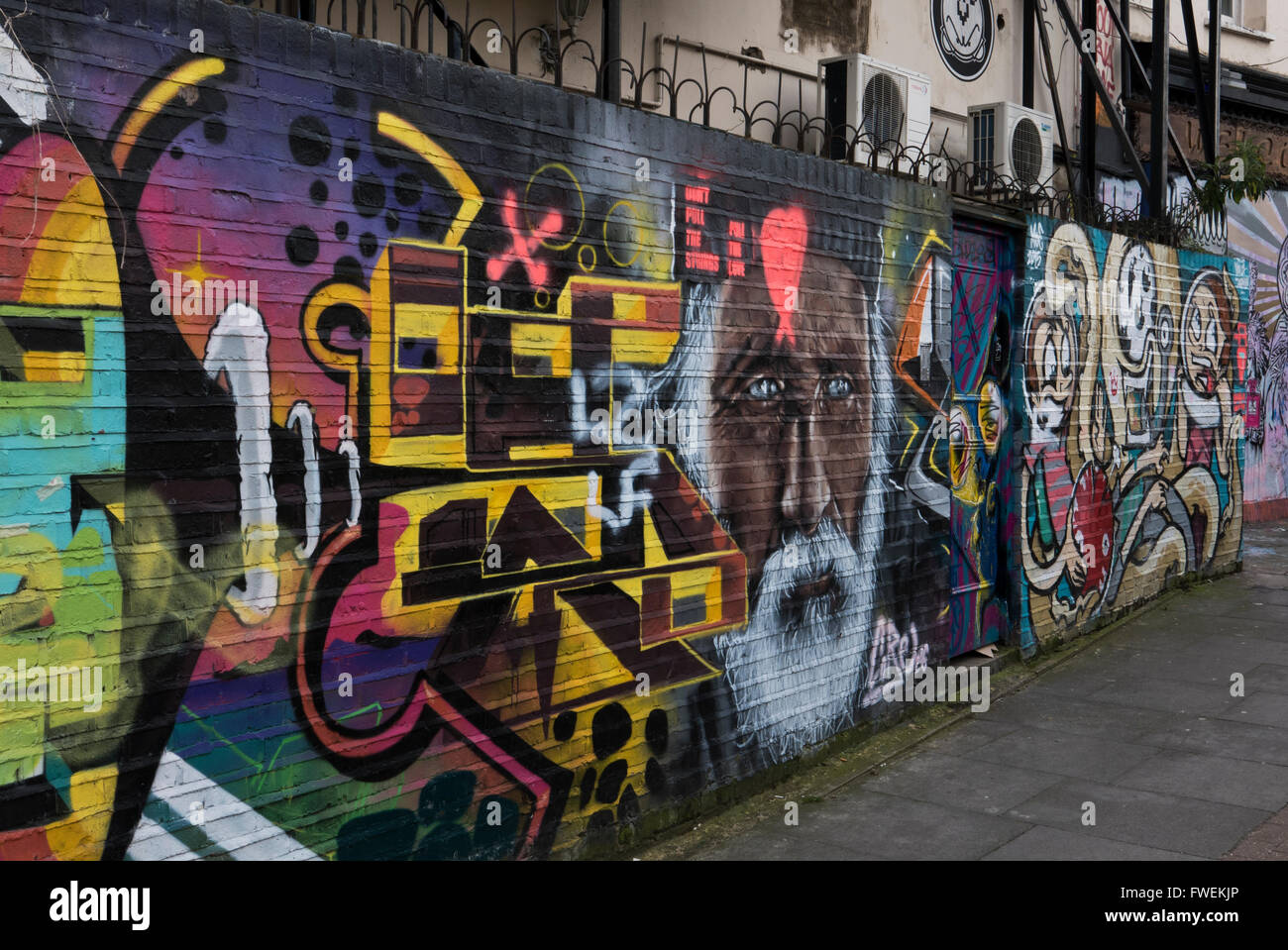 Beautiful street art graffiti with abstract wall images in London ...