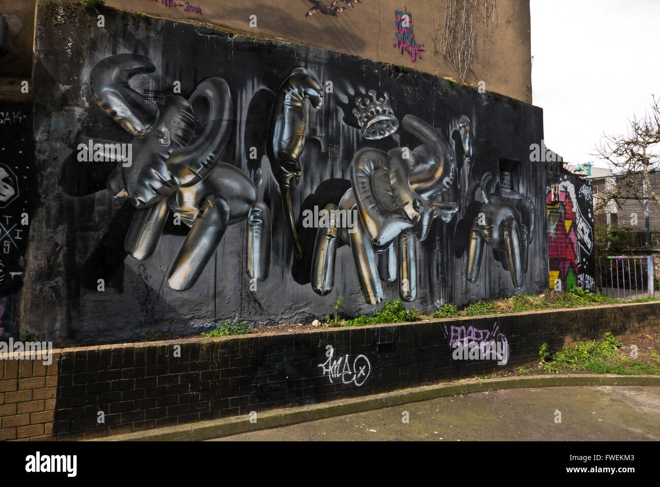 Beautiful street art graffiti with abstract wall images in London ...