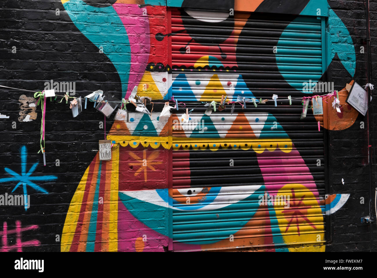 Beautiful street art graffiti with abstract wall images in London ...