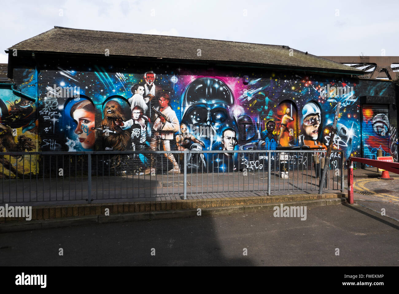 Beautiful street art graffiti with abstract wall images in London ...