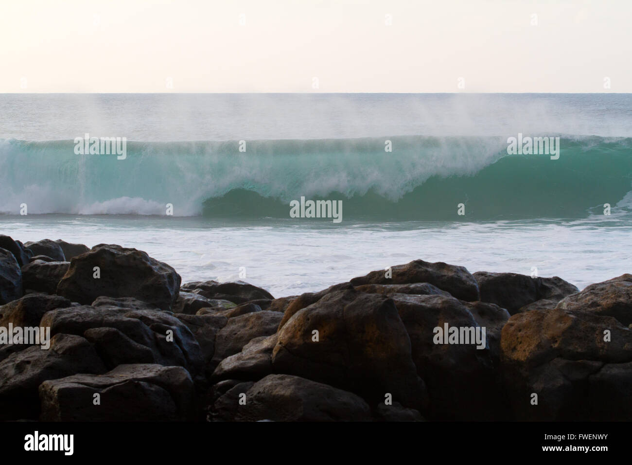 Huge wave hi-res stock photography and images - Alamy