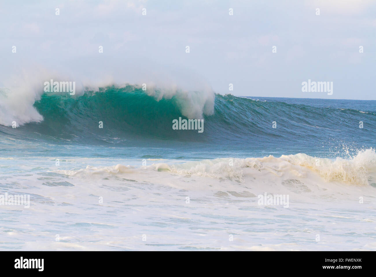 These huge waves with hollow barrels break off the north shore of Oahu ...