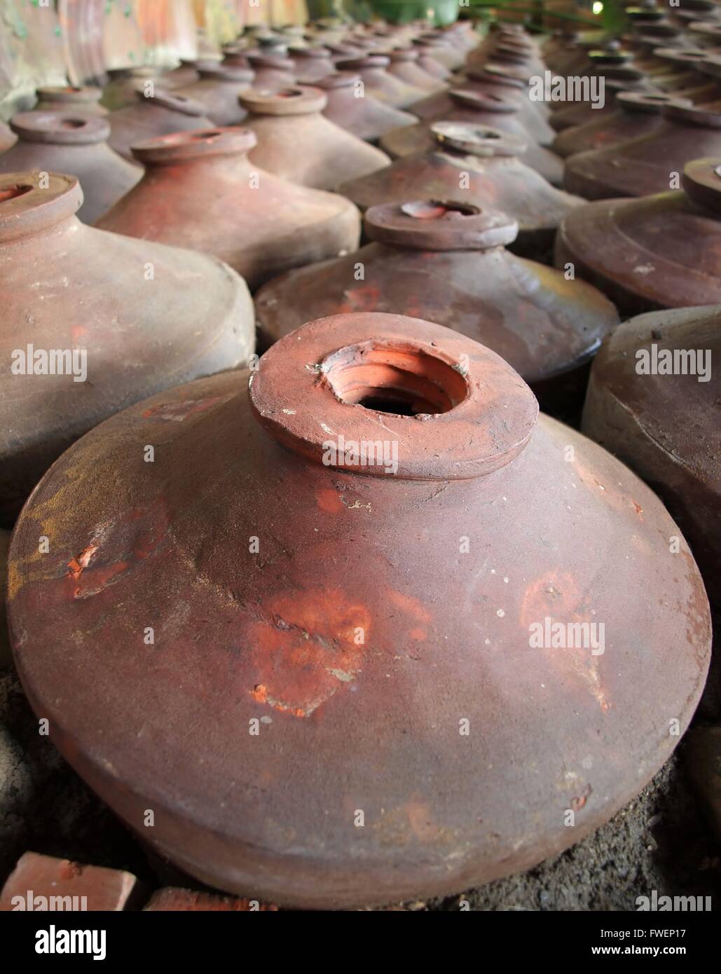 Ceramics vessel hi-res stock photography and images - Alamy