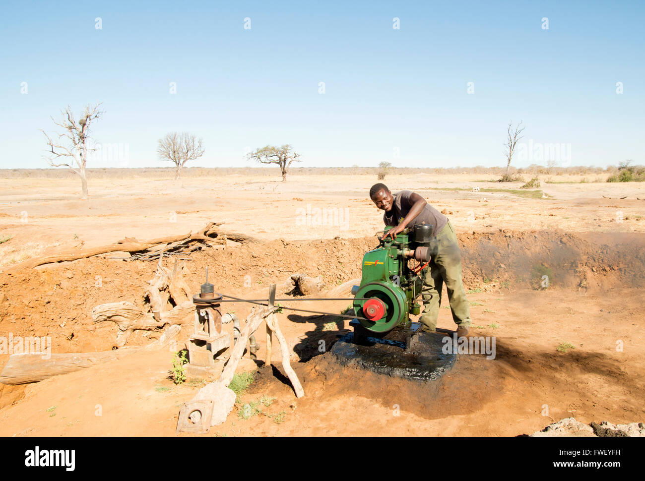 Lister water pump hi-res stock photography and images - Alamy