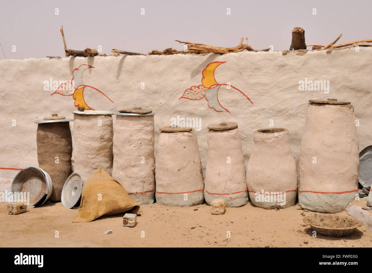Decorated House, Nubian village, along the Nile bend Stock Photo - Alamy