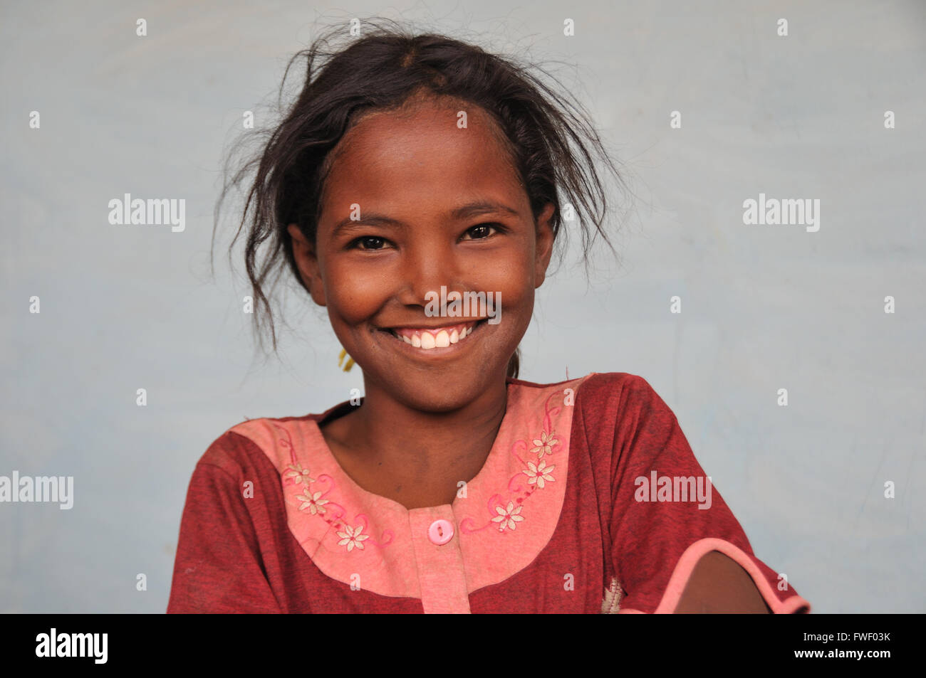 Girl, Nubian village, along the Nile bend Stock Photo - Alamy