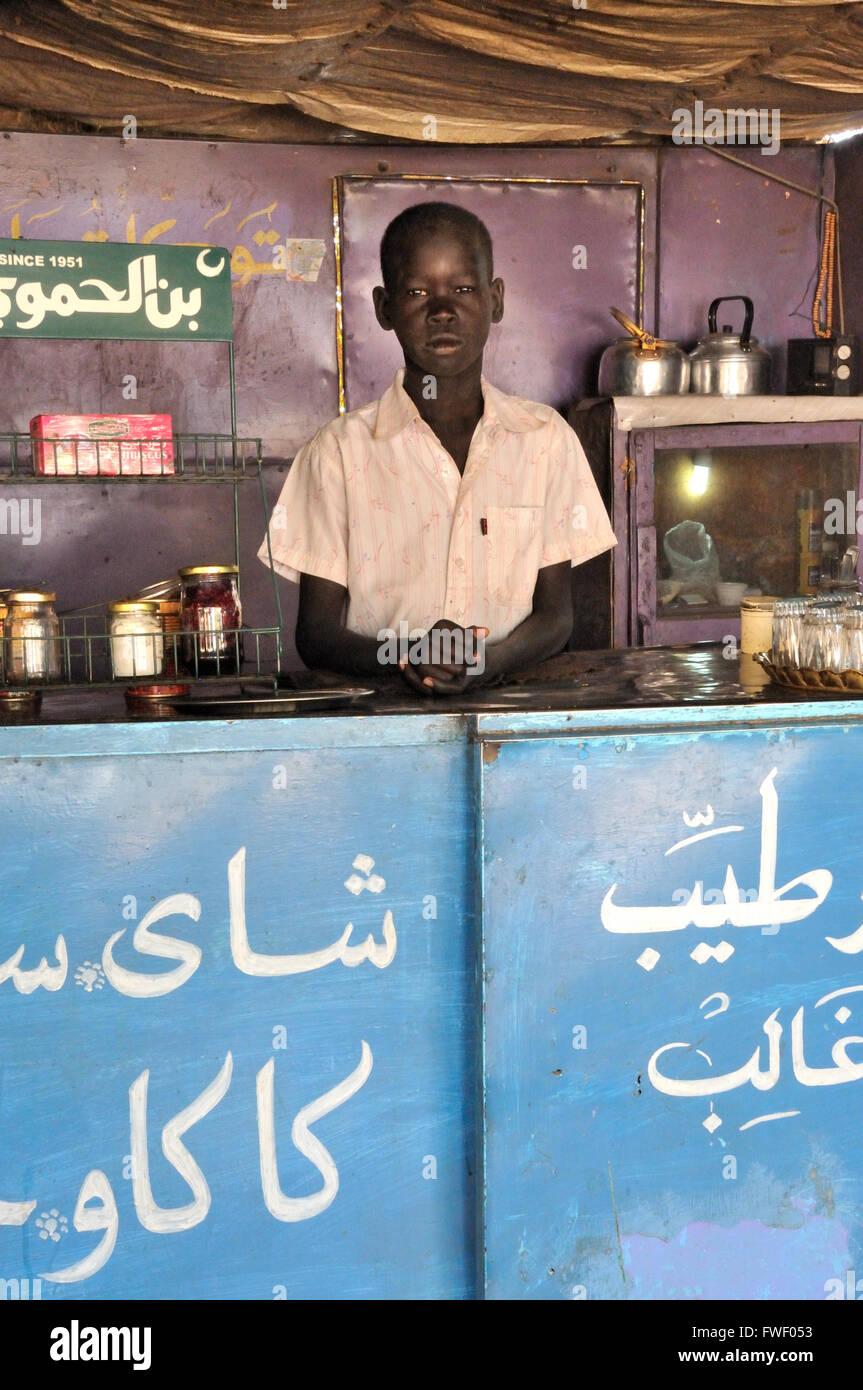 Man selling tea, Kerma Souq Stock Photo - Alamy