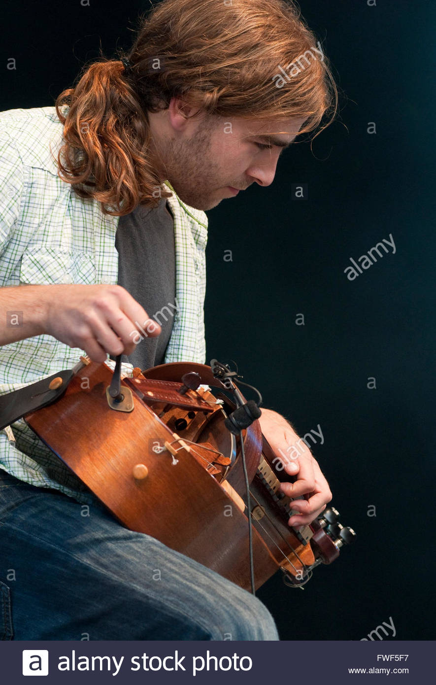 Gurdy Stock Photos & Gurdy Stock Images - Alamy