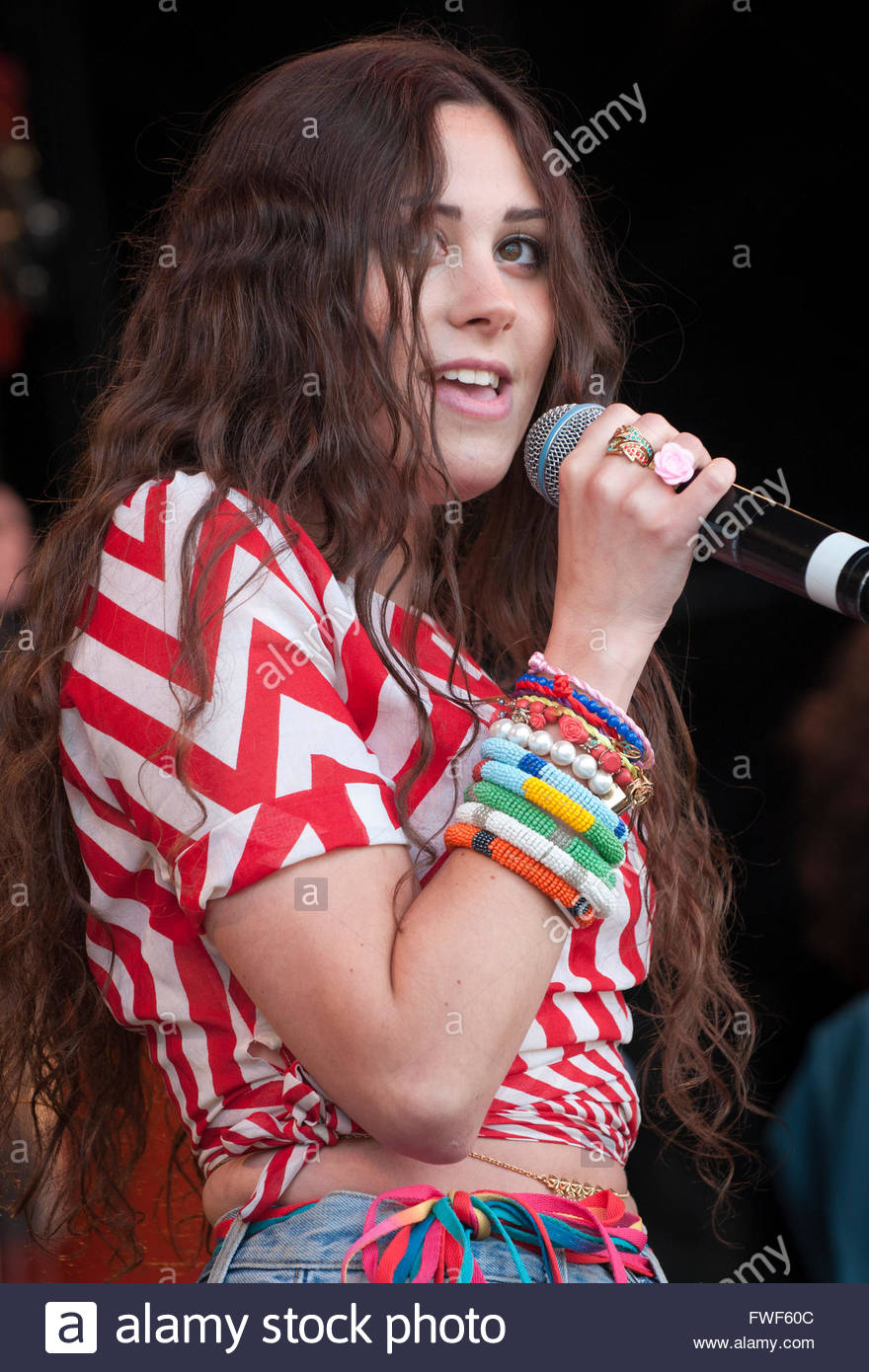 Eliza Doolittle Stock Photos & Eliza Doolittle Stock Images - Alamy