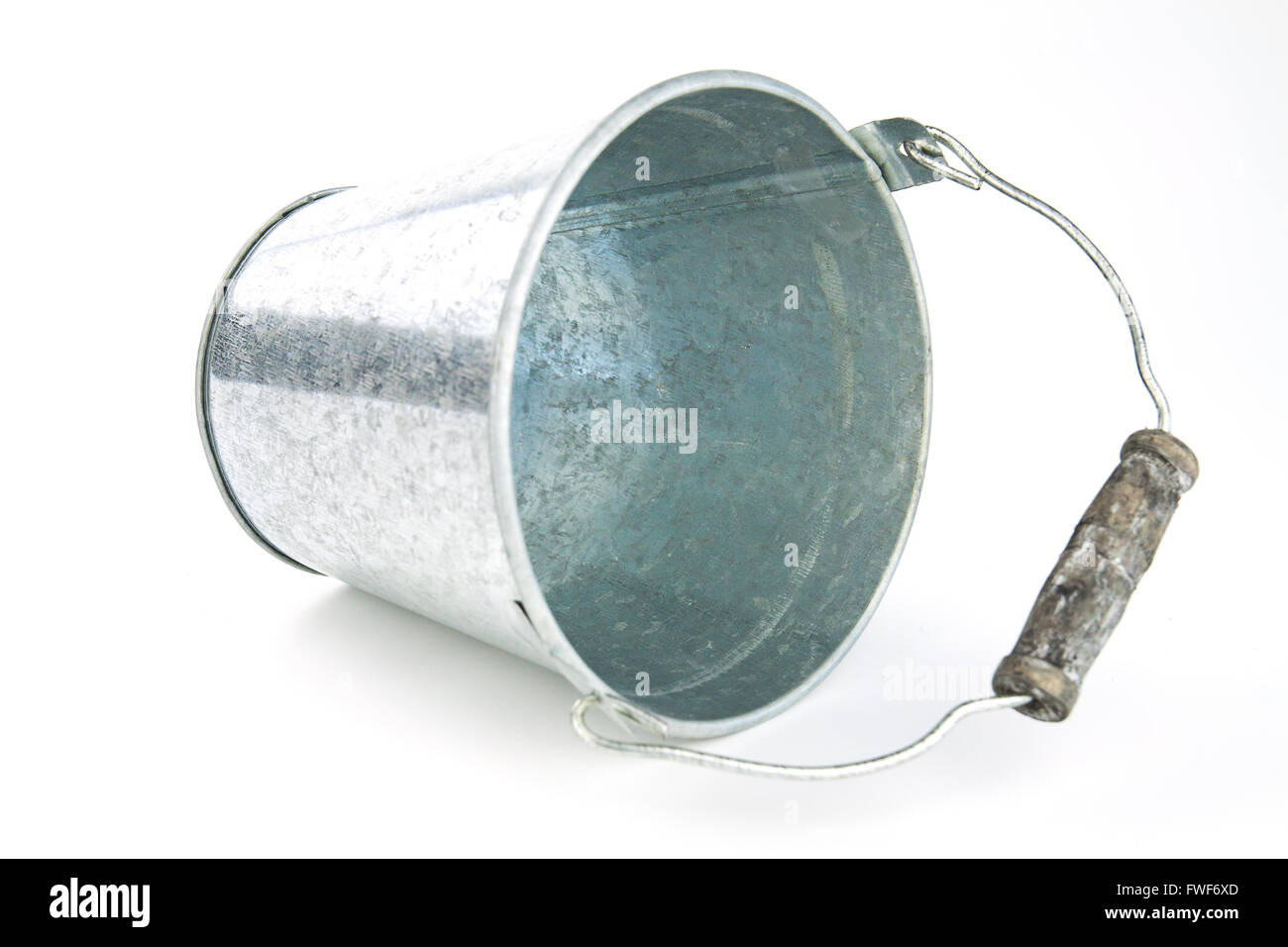 Empty bucket hi-res stock photography and images - Alamy