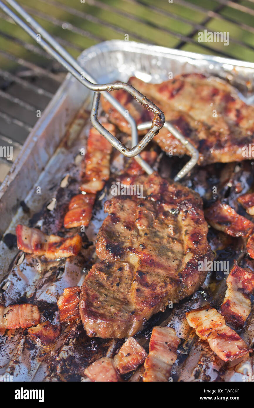 Beef dripping hi-res stock photography and images - Alamy