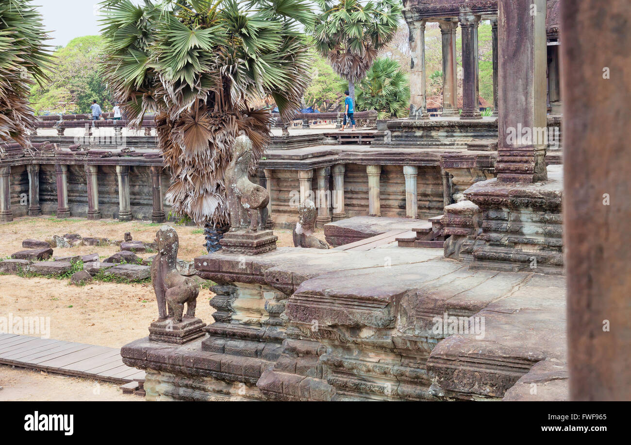 PEOPLE at the entrance to Angkor Wat temple in Cambodia UNESCO World ...