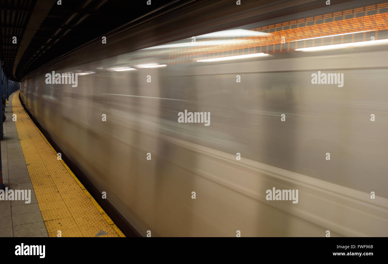 Blurred subway nyc hi-res stock photography and images - Alamy