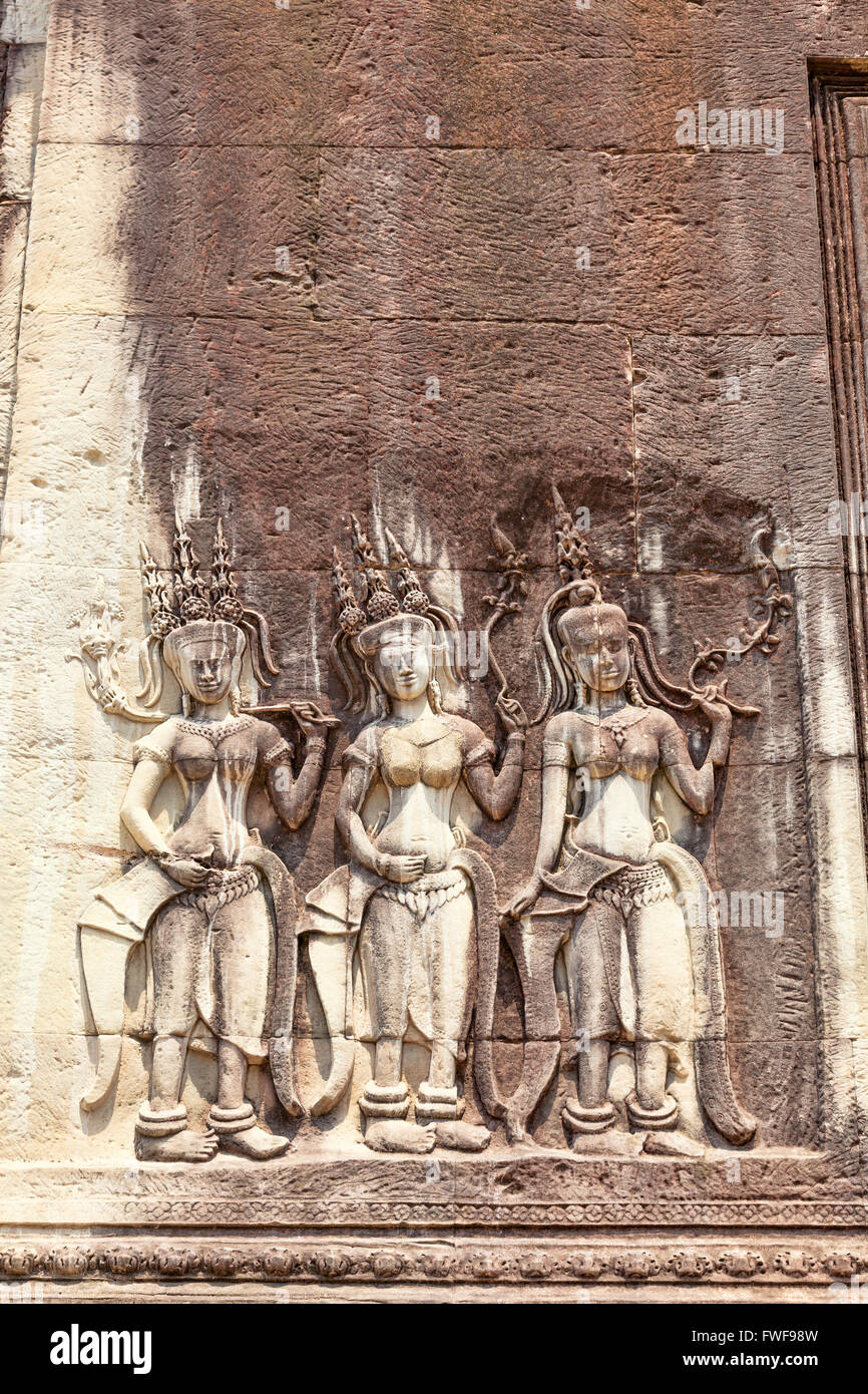 PEOPLE at the entrance to Angkor Wat temple in Cambodia UNESCO World ...