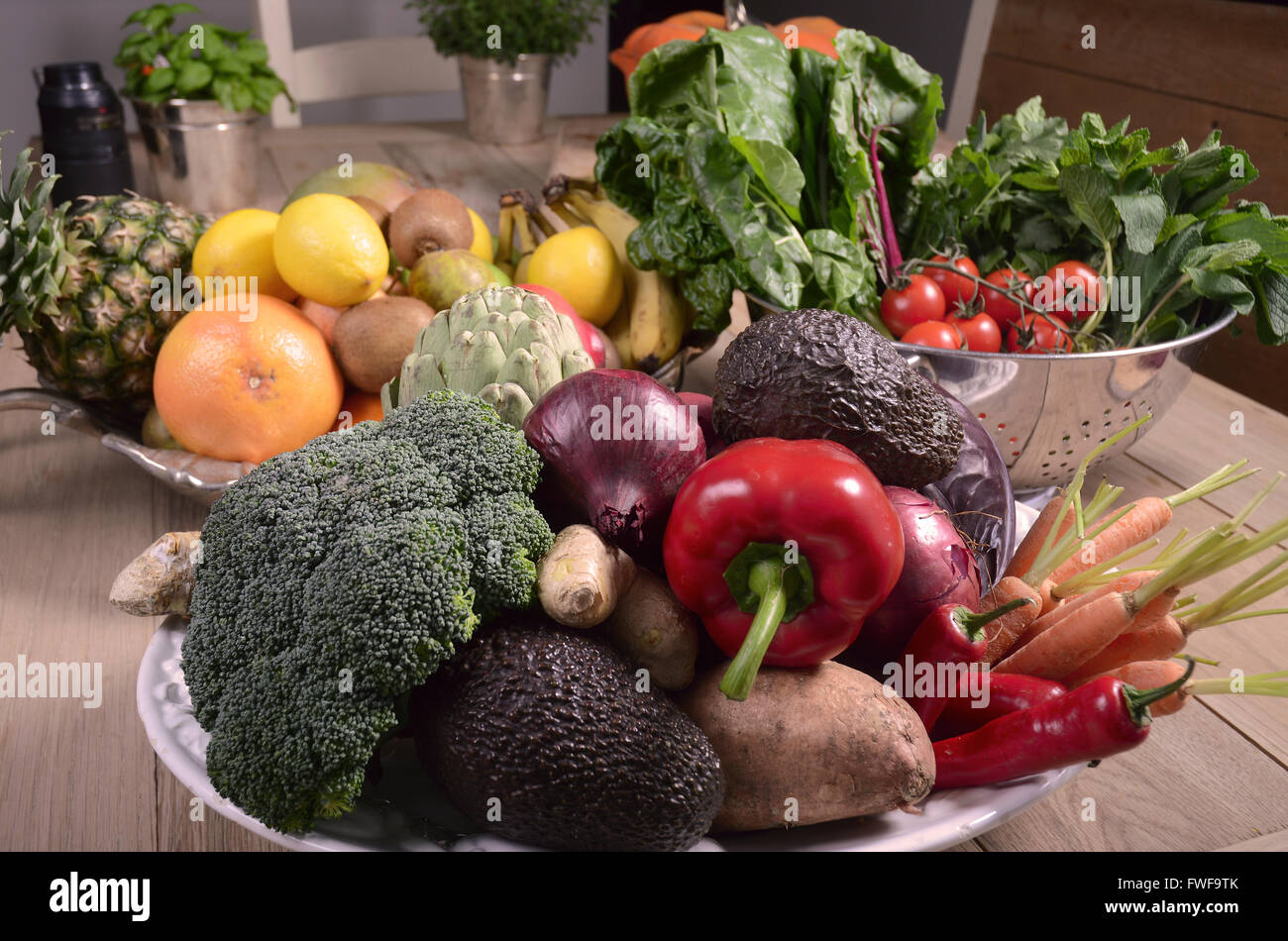 Selection of vegetables fruits hi-res stock photography and images - Alamy