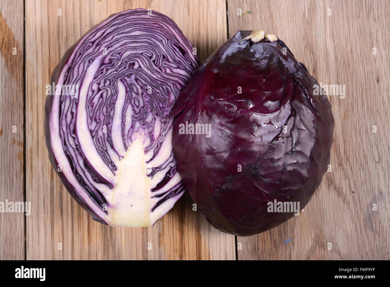 Fresh organic red cabbage on a tabletop Stock Photo - Alamy