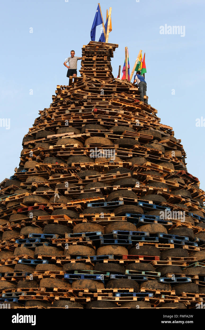 Towering bonfires hi-res stock photography and images - Alamy