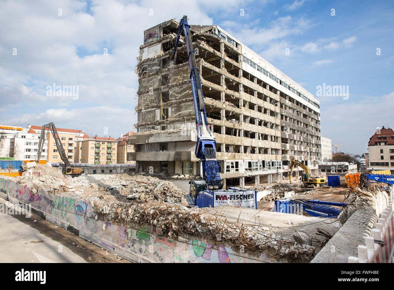 Hitachi zaxis 870 hi-res stock photography and images - Alamy
