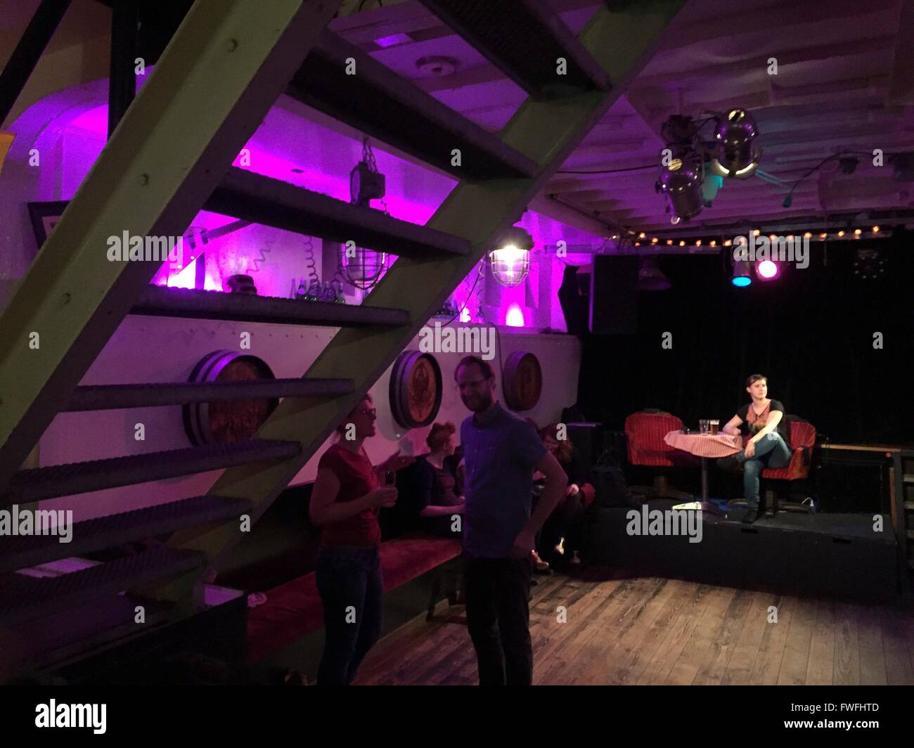 Rotterdam pub hi-res stock photography and images - Alamy