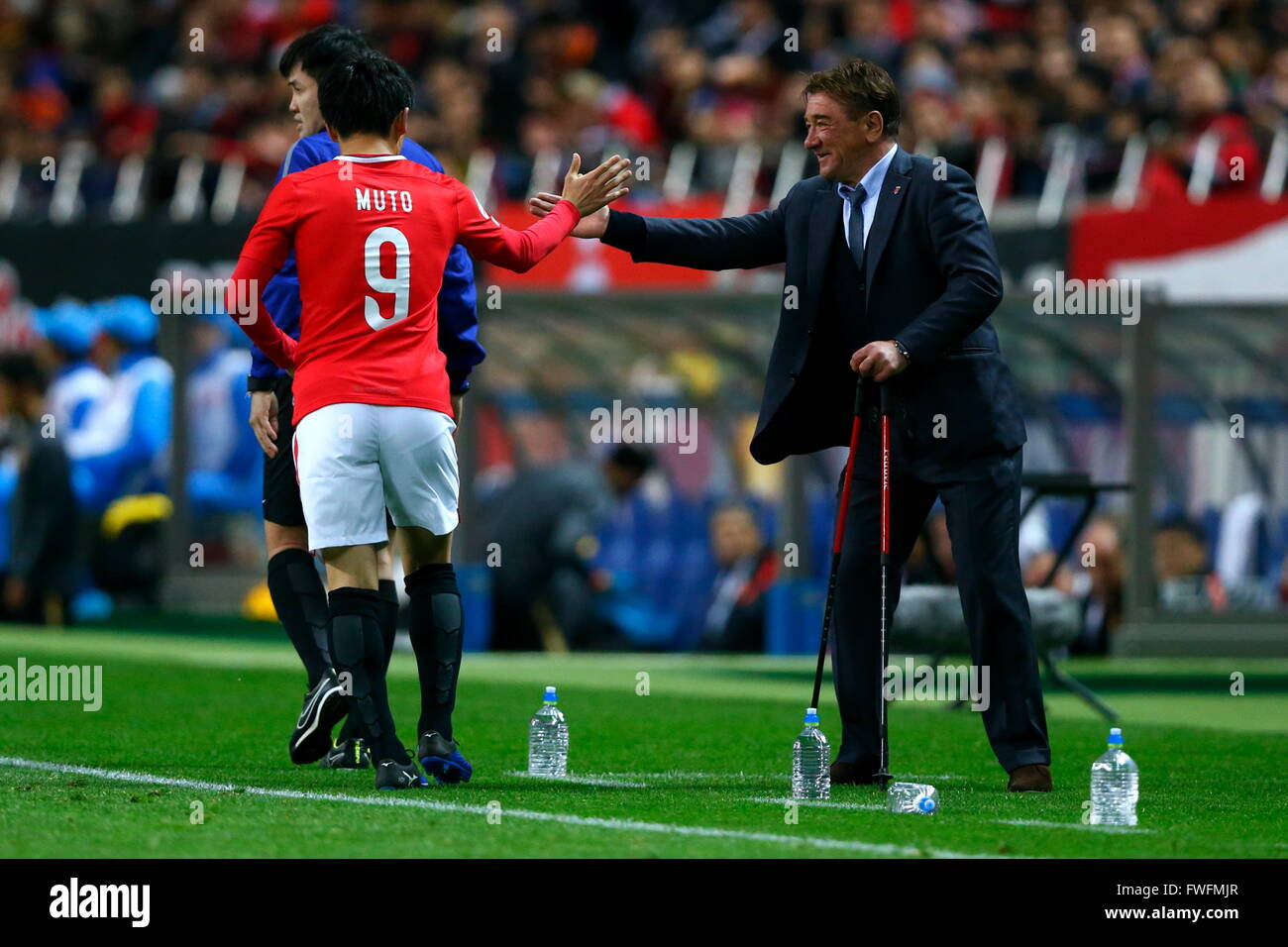Saitama Stadium 2002, Saitama, Japan. 5th Apr, 2016. (L-R) Yuki Muto ...