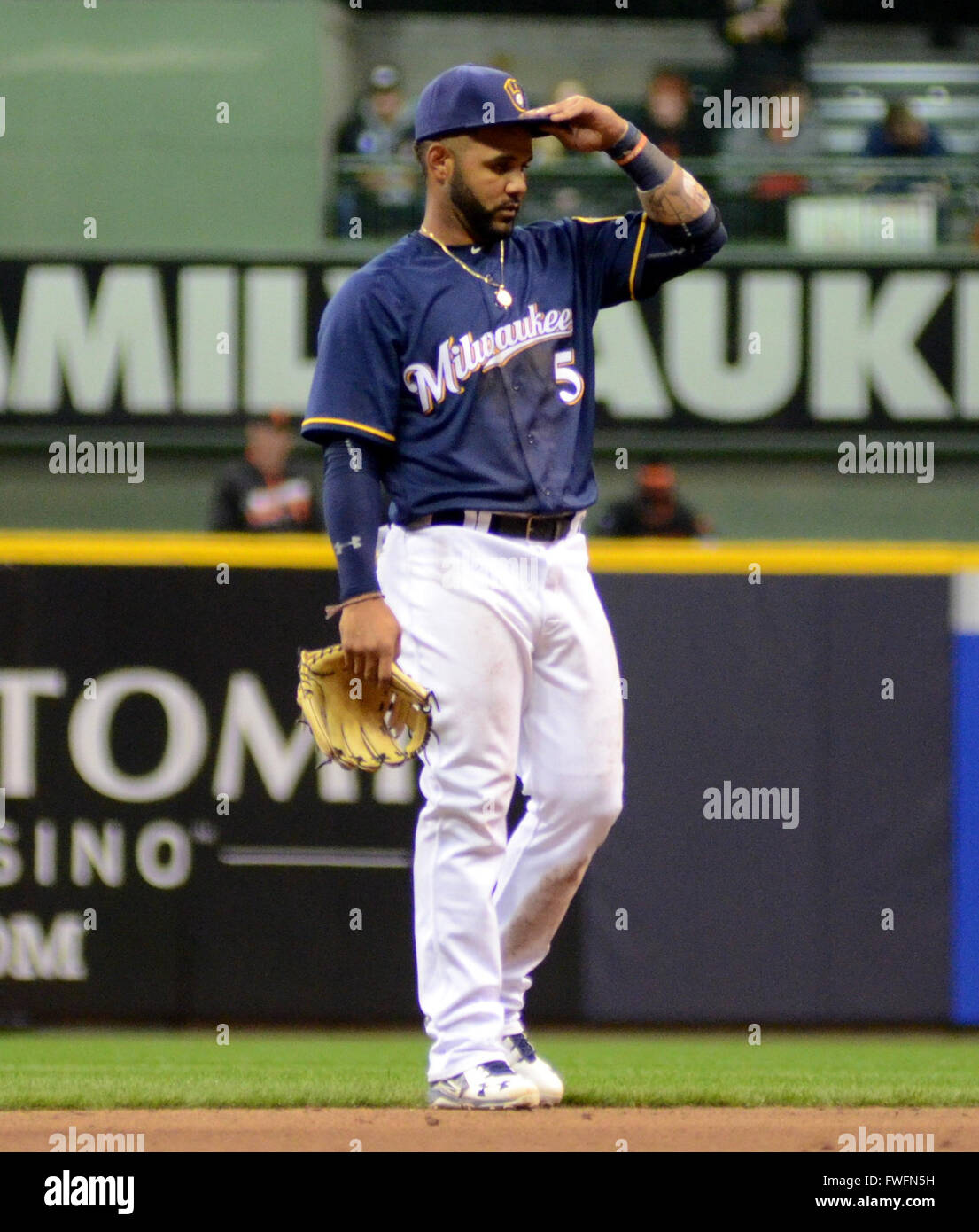 Milwaukee, WI, USA. 05th Apr, 2016. Milwaukee Brewers shortstop ...